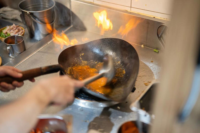 Dublin Chinese restaurant shut down after fears food may contain 'fecal ...