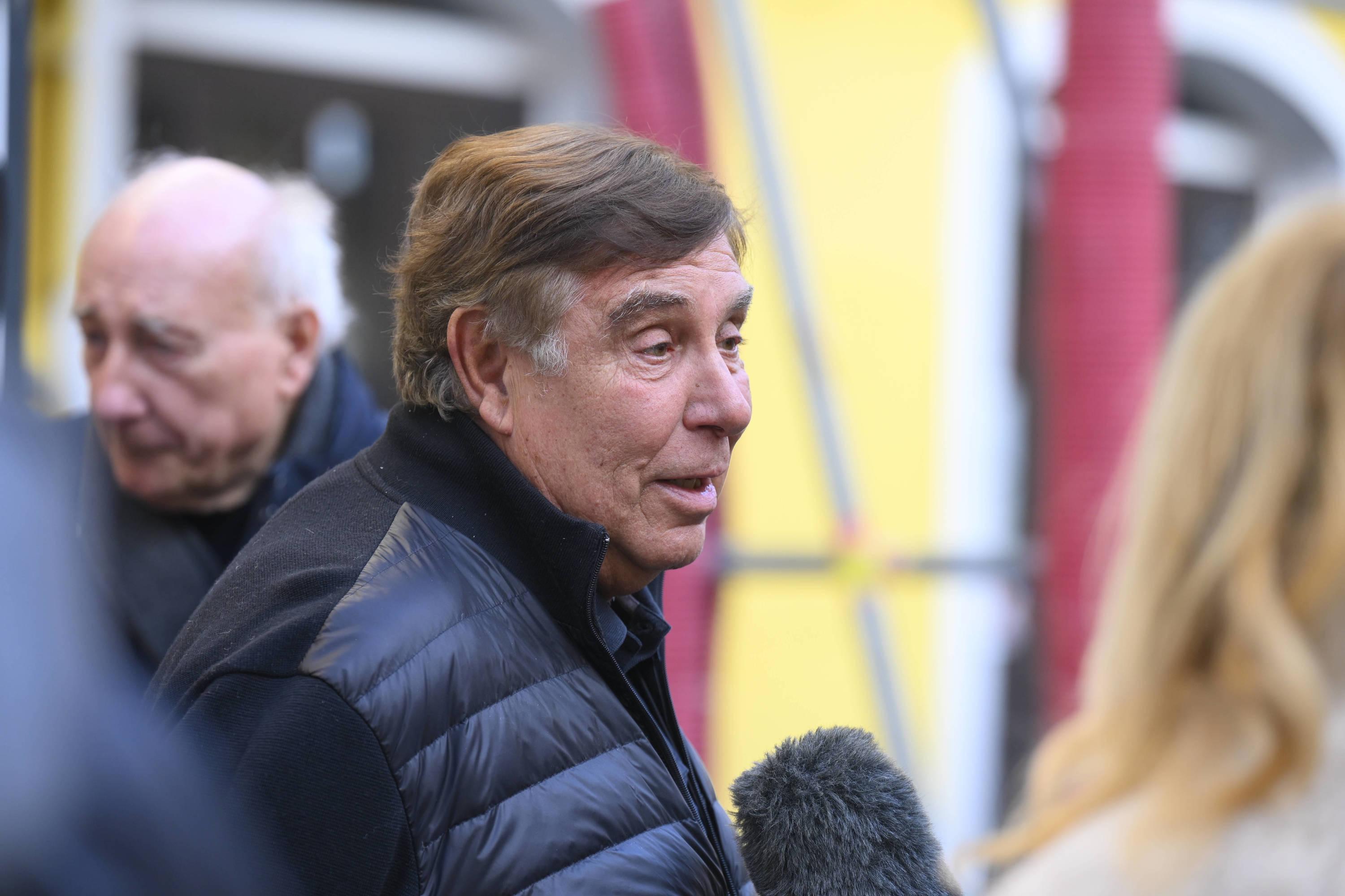 Obsèques d’Évelyne Leclercq : Jean-Pierre Foucault, Fabienne Égal… Les ...