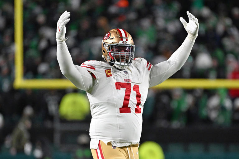 49ers OL has hilarious response to Eagles fan complaints