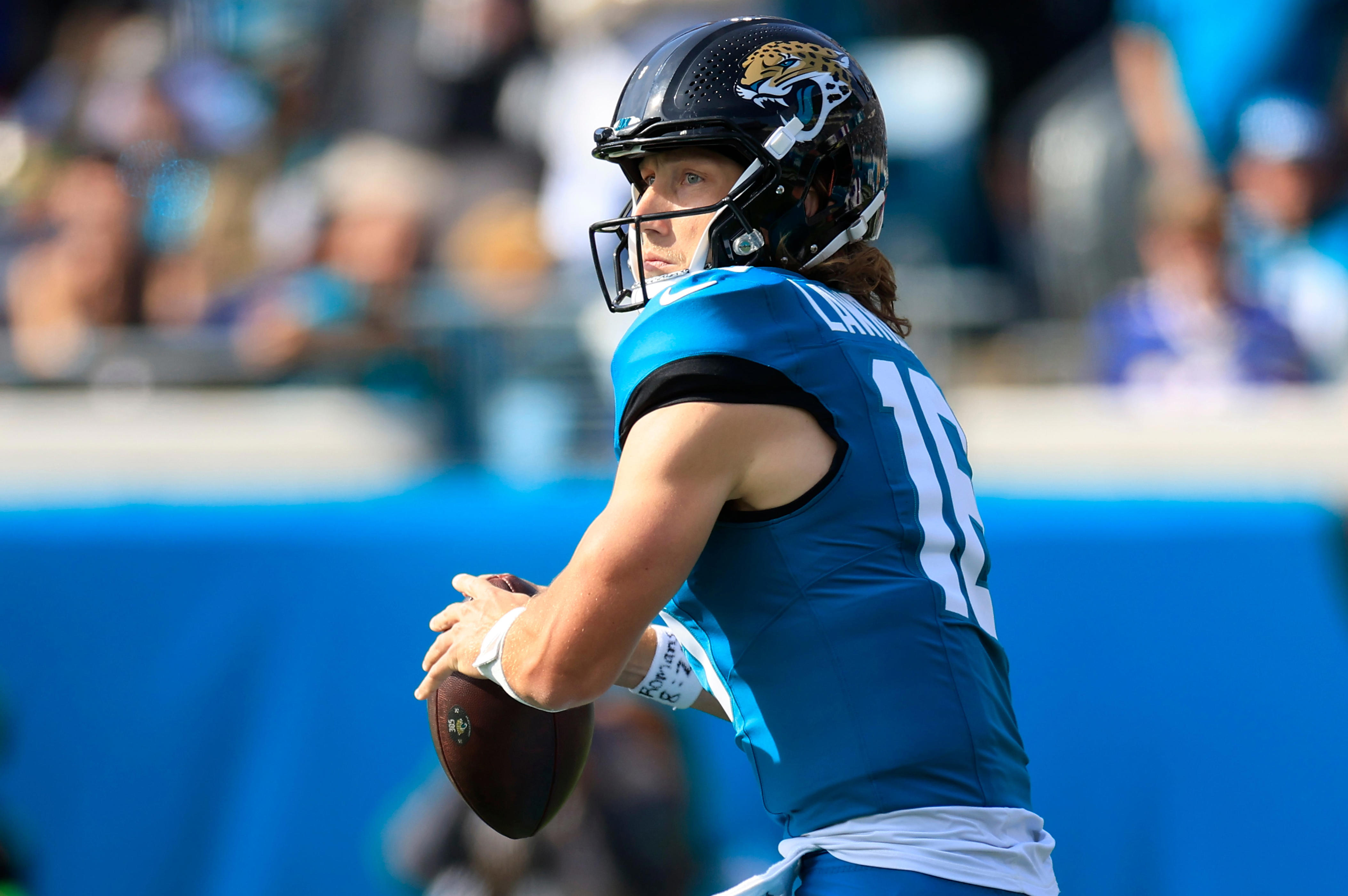 Shedeur Sanders makes Pro Bowl, Jaguars' Trevor Lawrence does not