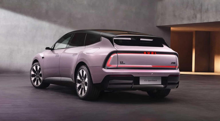 Audi : cette voiture électrique à moins de 30 000 € élue « Voiture de l ...