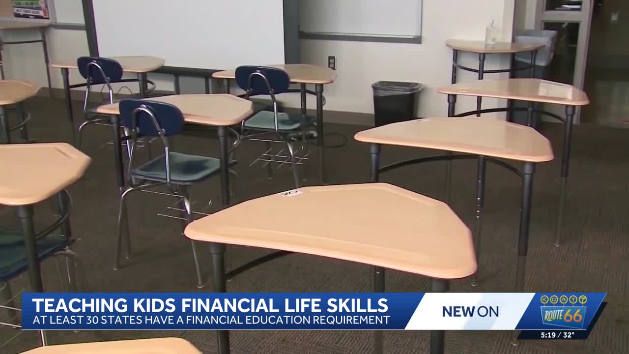 More US high schools require financial literacy courses for graduation