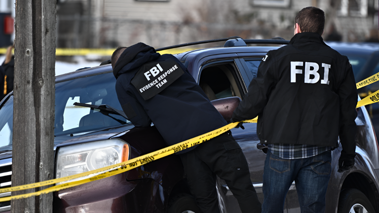 Minneapolis becomes ground zero after ICE deploys 2,000 in 'largest ...