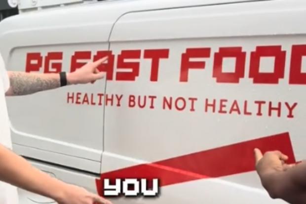 Famous rapper spotted driving around Glasgow's West End handing out ...