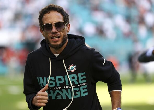 Mike McDaniel lined up for interviews with 4 NFL teams after Dolphins ...