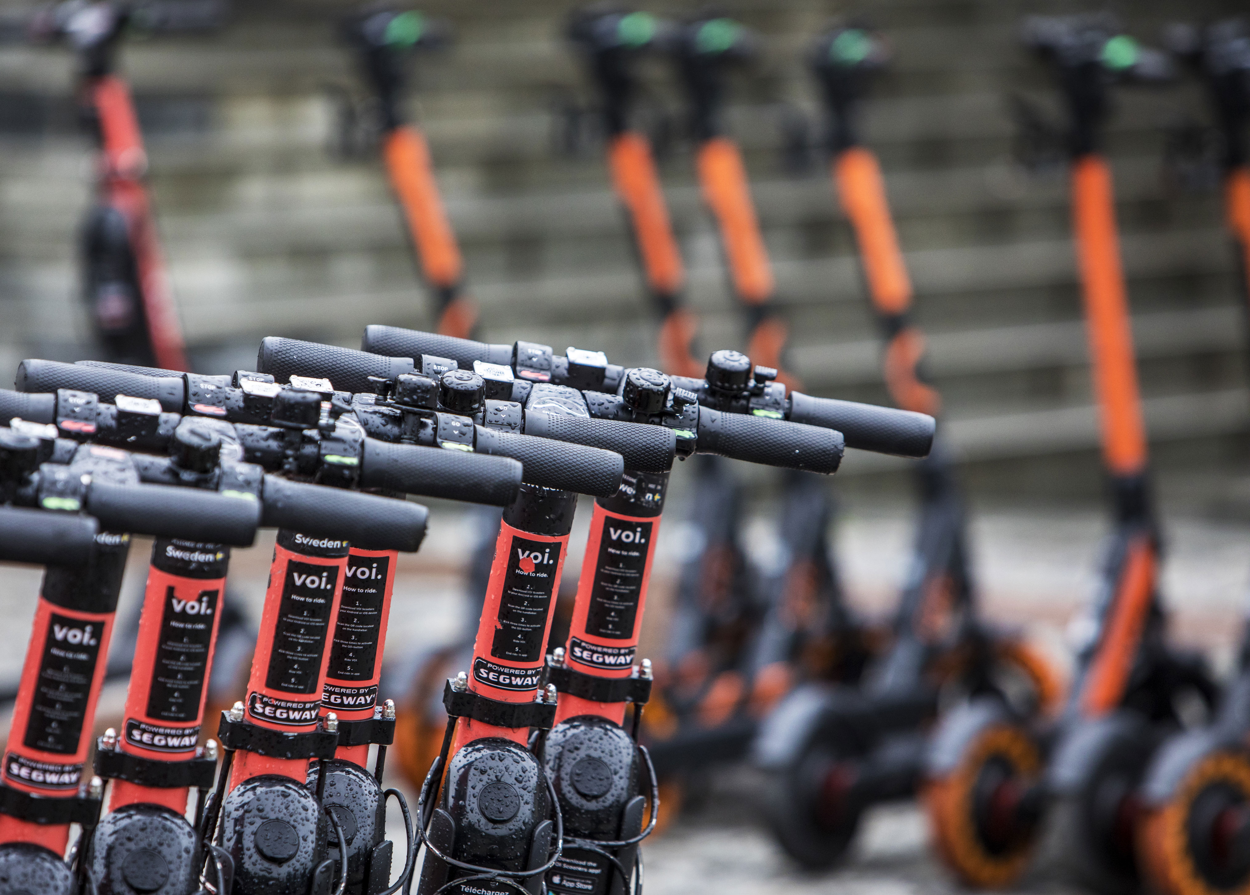 Oslo vil forby elsparkesykler på fortauet