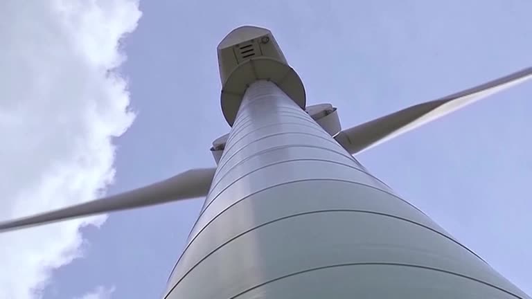 Orsted shares jump as US court lifts Trump block on wind project