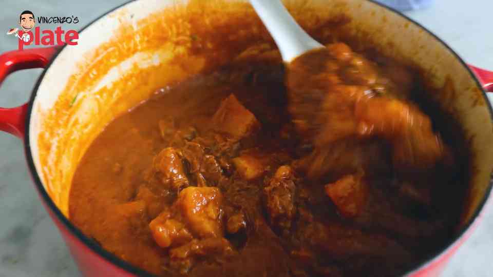 How to make braised beef like an Italian
