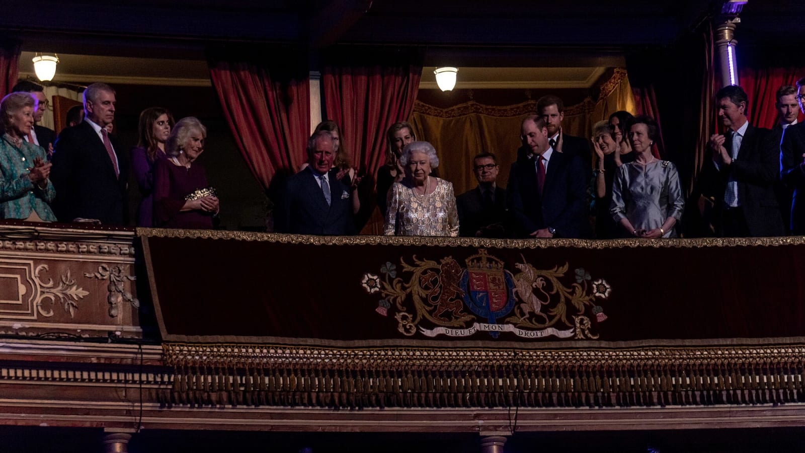 Palace on high alert over Sarah Ferguson's alleged plan to sell private ...