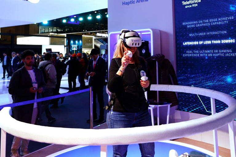 Meta to cut about 1,500 jobs in Reality Labs as Mark Zuckerberg doubles ...