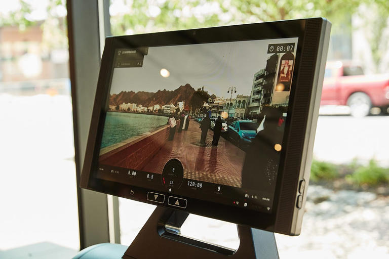 Rediscover running at any age with the Aviron Victory treadmill