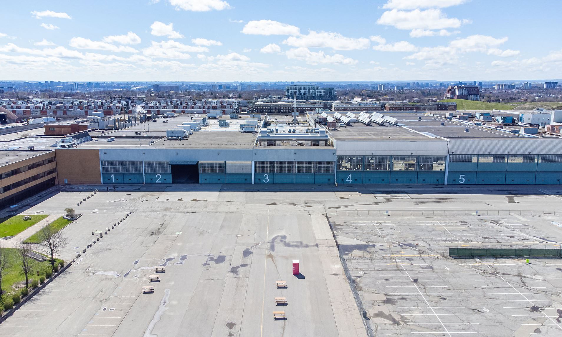 Inside the abandoned airport set to be transformed into a huge city ...