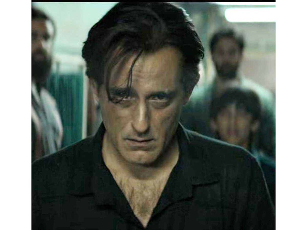 Before Dhurandhar blockbuster, Akshaye Khanna warned us in old Gulf ...