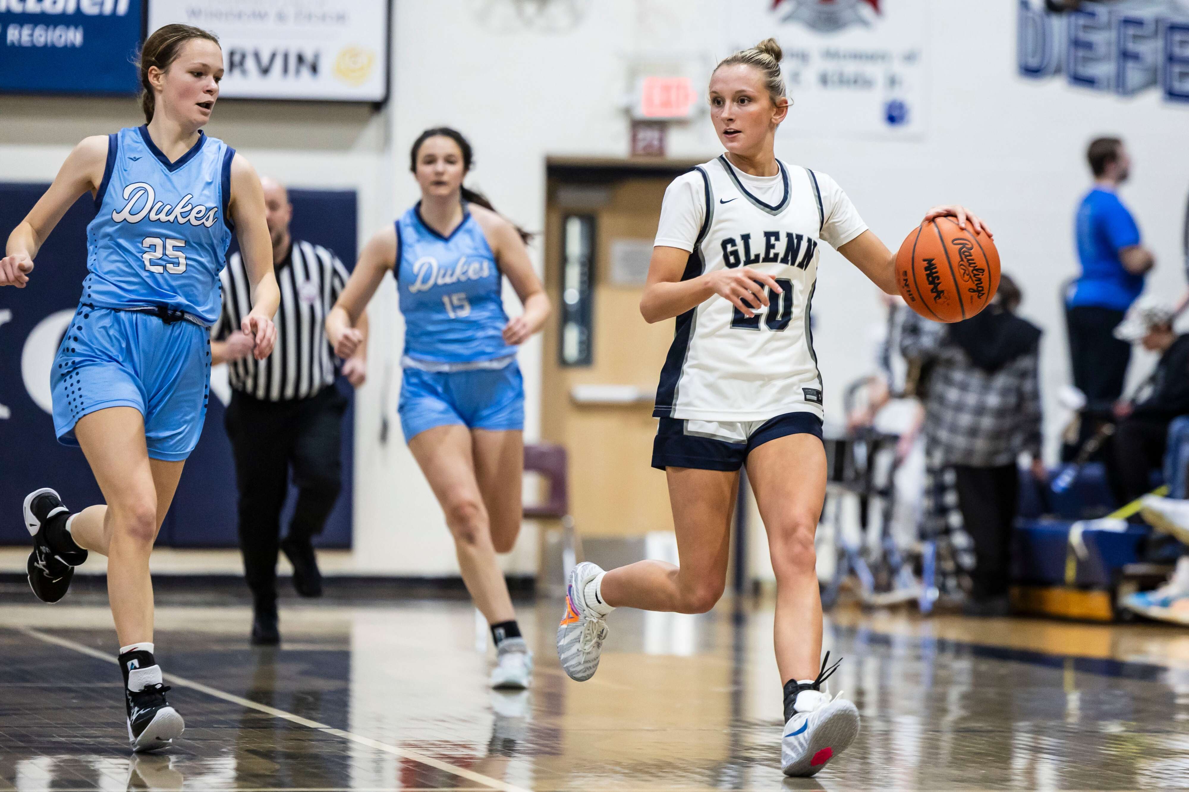 Bay City area girls roundup: 1,000-point scorer leads way to dramatic win
