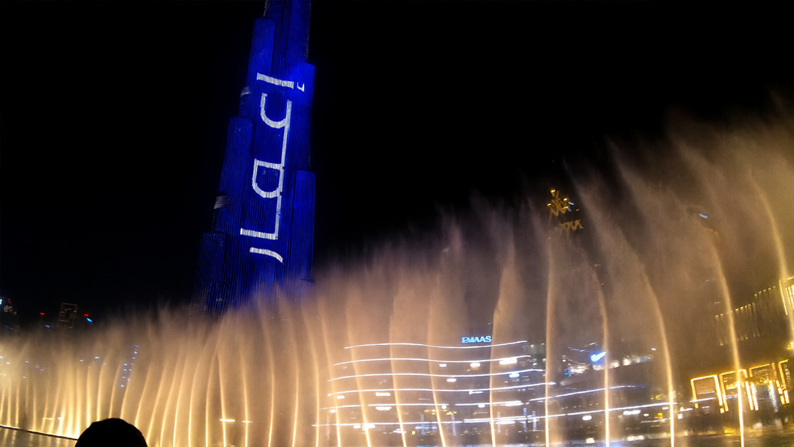 Nighttime fountain show at Burj Khalifa
