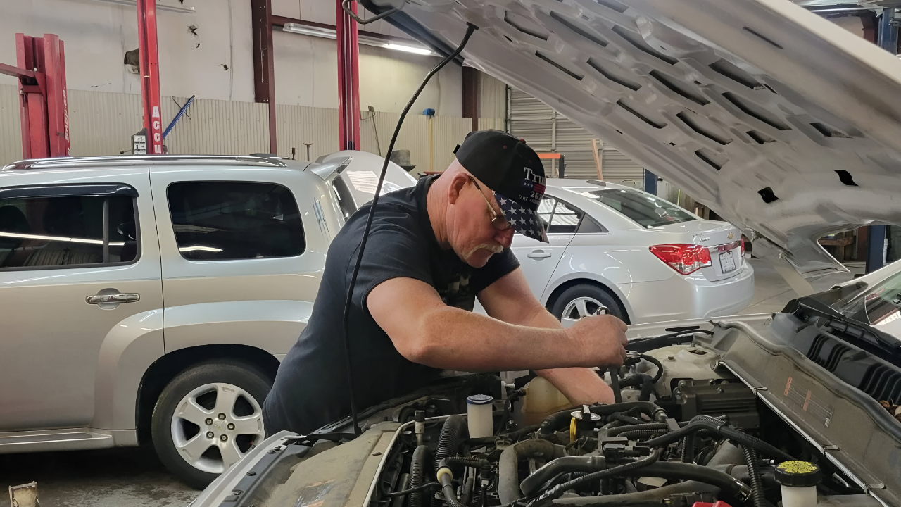 8 boomer-era skills no longer common in modern households