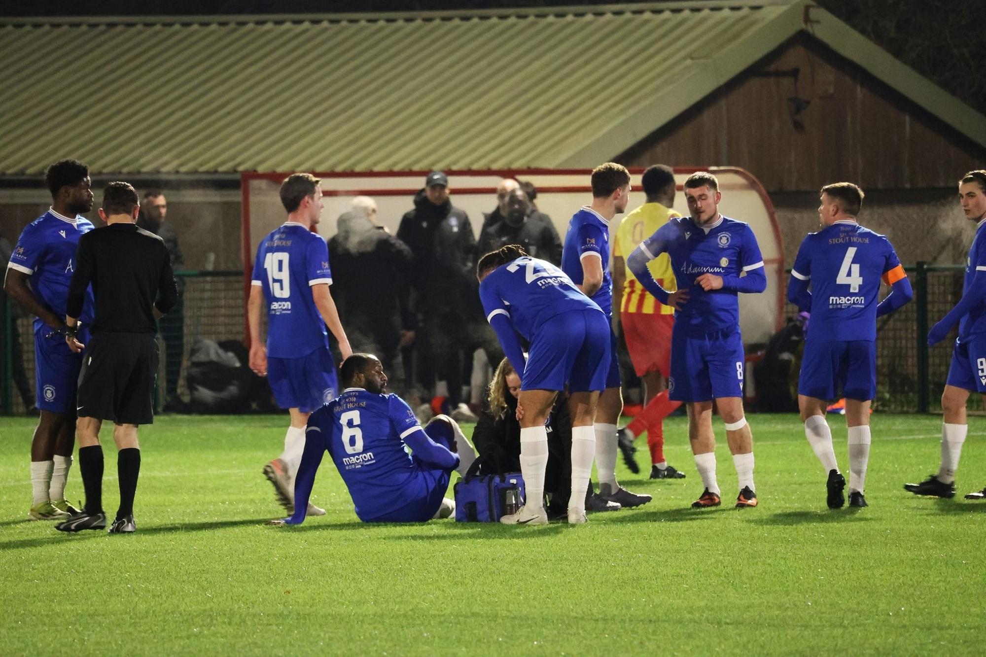 Roffey hit a flat spot Roffey 0 - 2 Lingfield