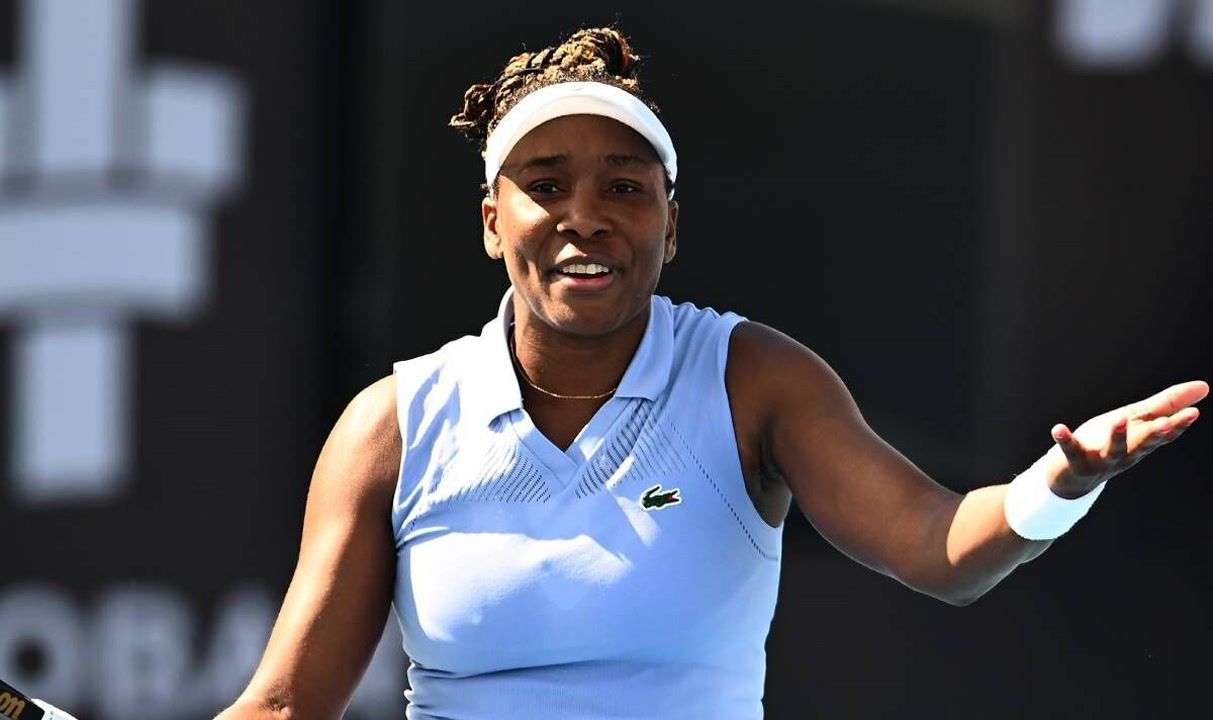 Venus Williams exits Hobart International after emotional match