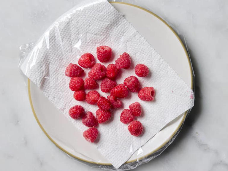 3 breakfast foods that actually have more fiber than oatmeal, according ...