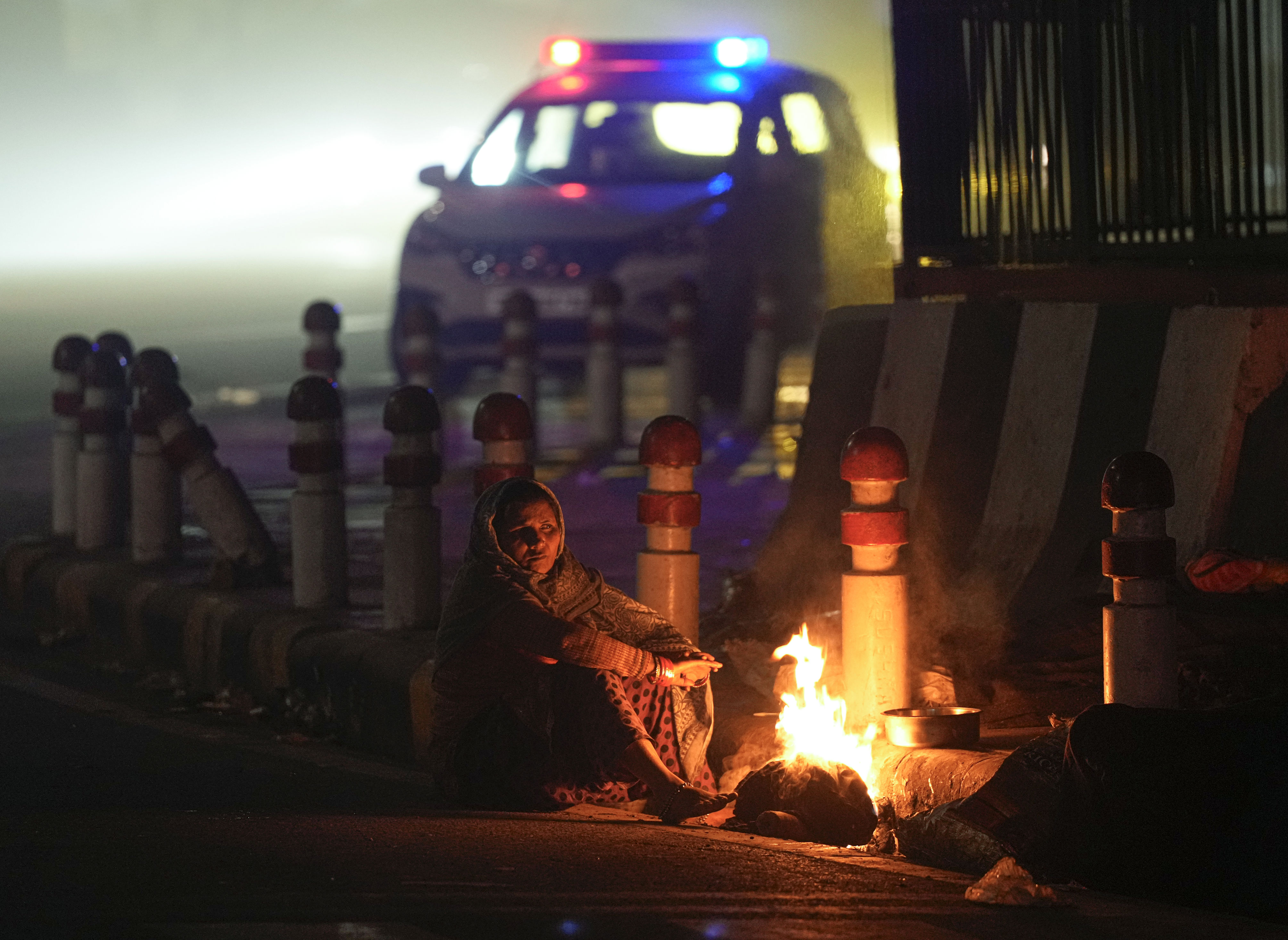 North India shivers: Delhi sees coldest January dawn in 3 years, record ...