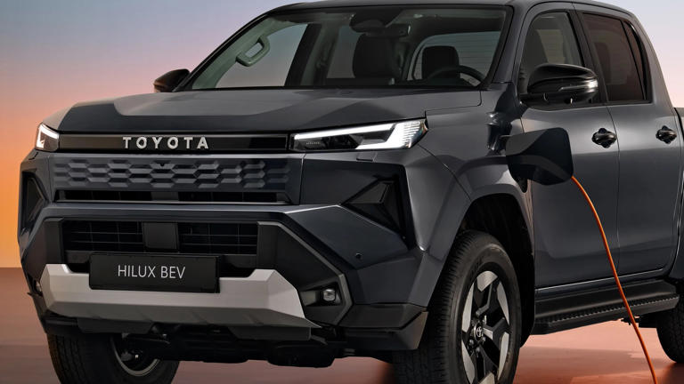 Toyota’s world’s first pickup doesn’t give up on this one controversial ...