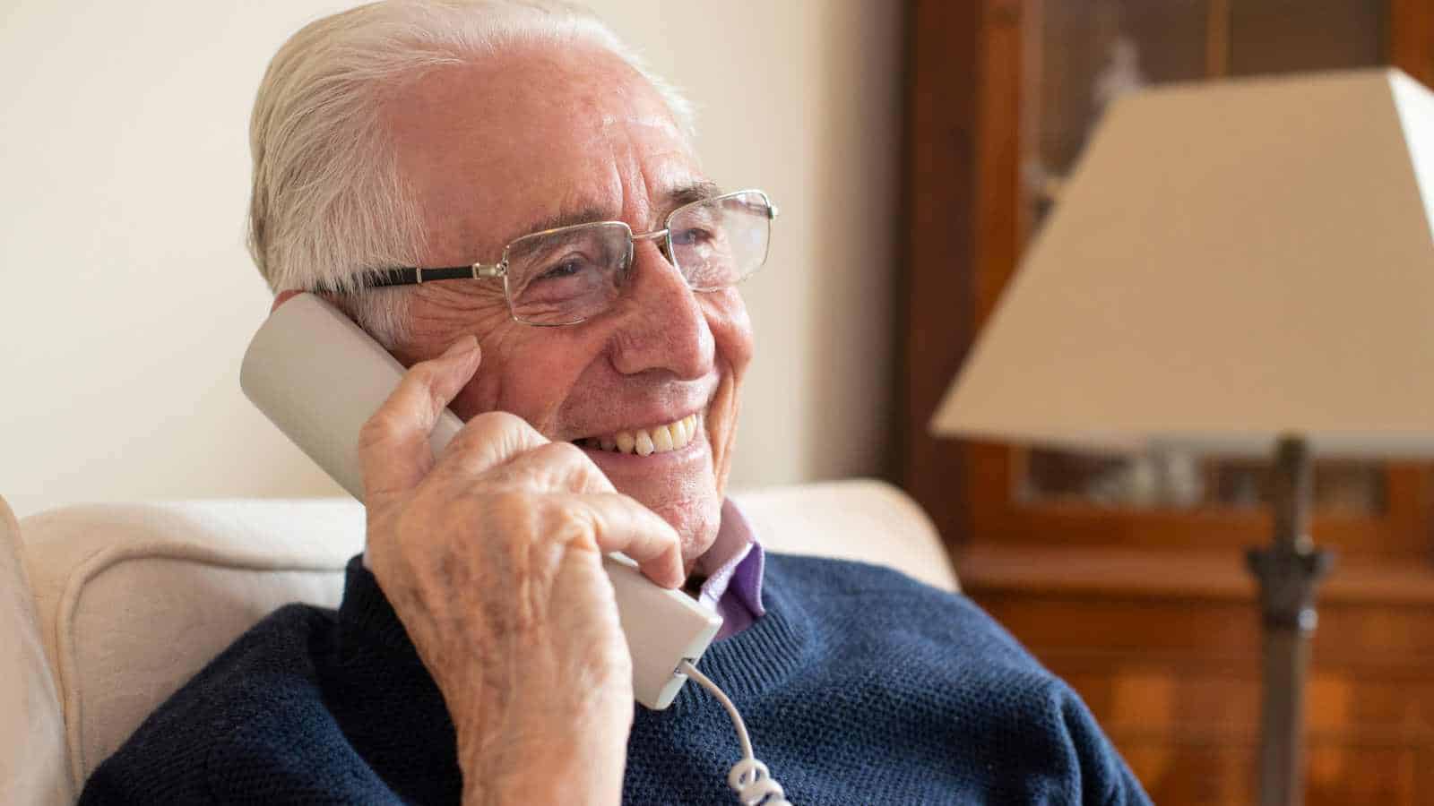 10 outdated habits older people keep doing because no one corrects them