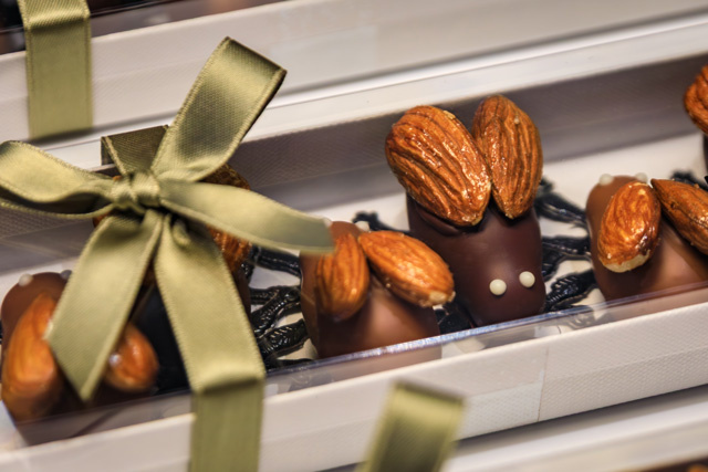 Glow from within: Your wedding beauty ritual with California almonds