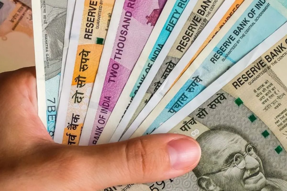 GK: Which country was the first to introduce currency notes?