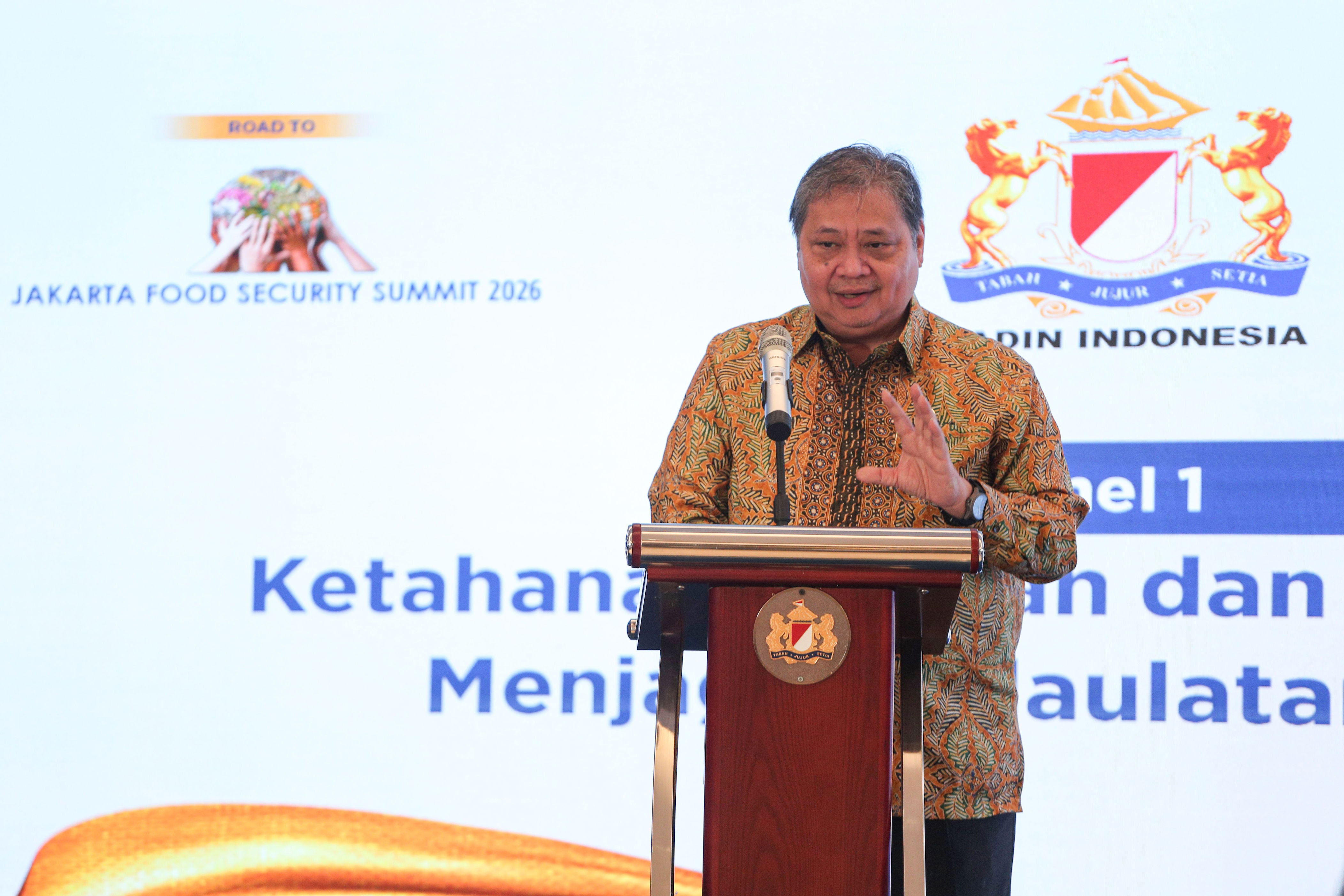 Menko Airlangga: Produk pertanian di Merauke bisa lebih baik dibanding ...