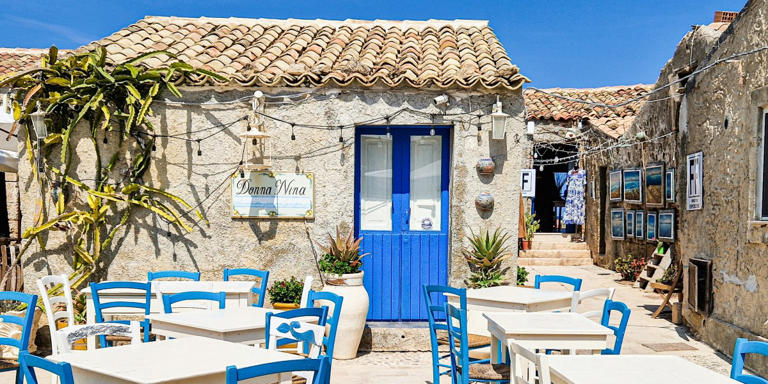 Where to find 1 euro houses in Italy in 2026