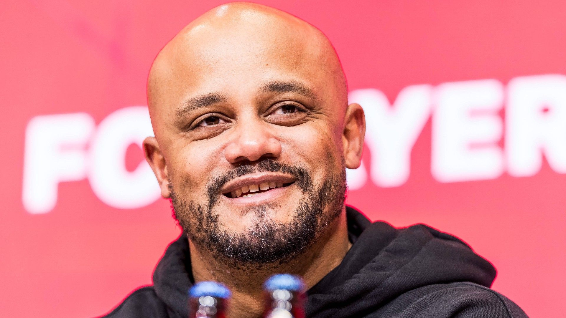 „Freue mich riesig auf diesen Moment“: Vincent Kompany kann ein ...