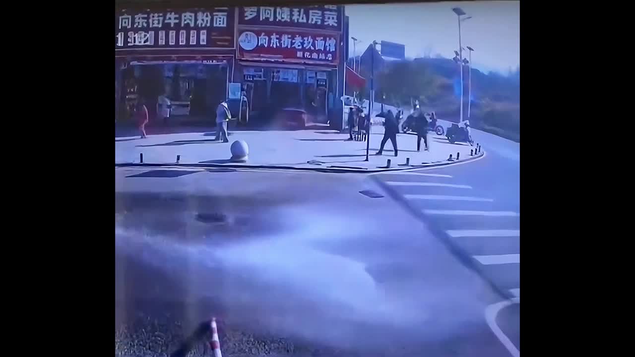 Terrifying moment out-of-control sends stone ball crashing into Chinese ...