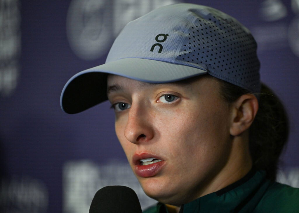 Iga Swiatek gives health update ahead of Australian Open