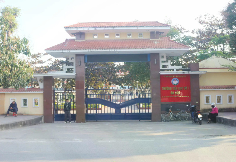 Trường bất ngờ tạm dừng bữa ăn bán trú, phụ huynh chao đảo