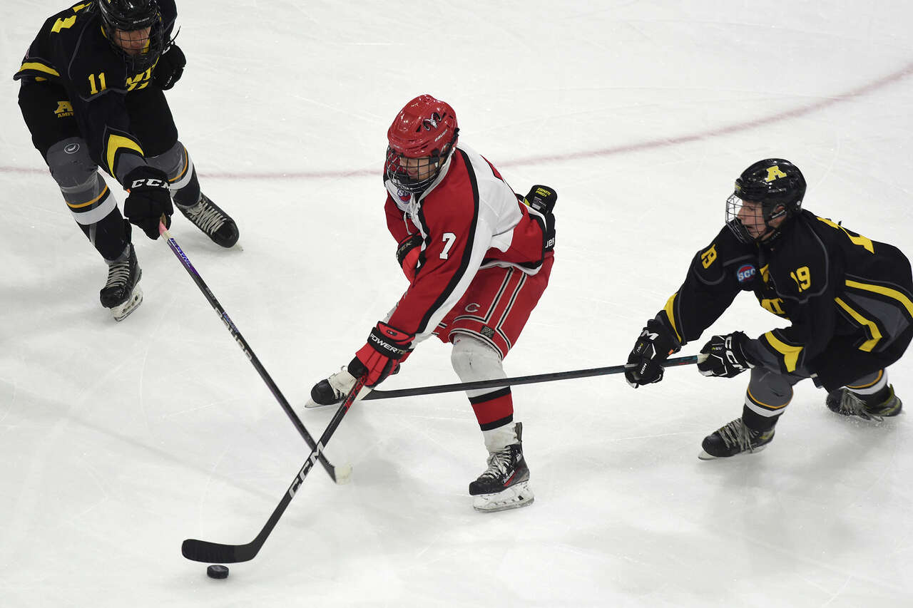 Connecticut boys ice hockey top performers and games to watch (Jan. 13)