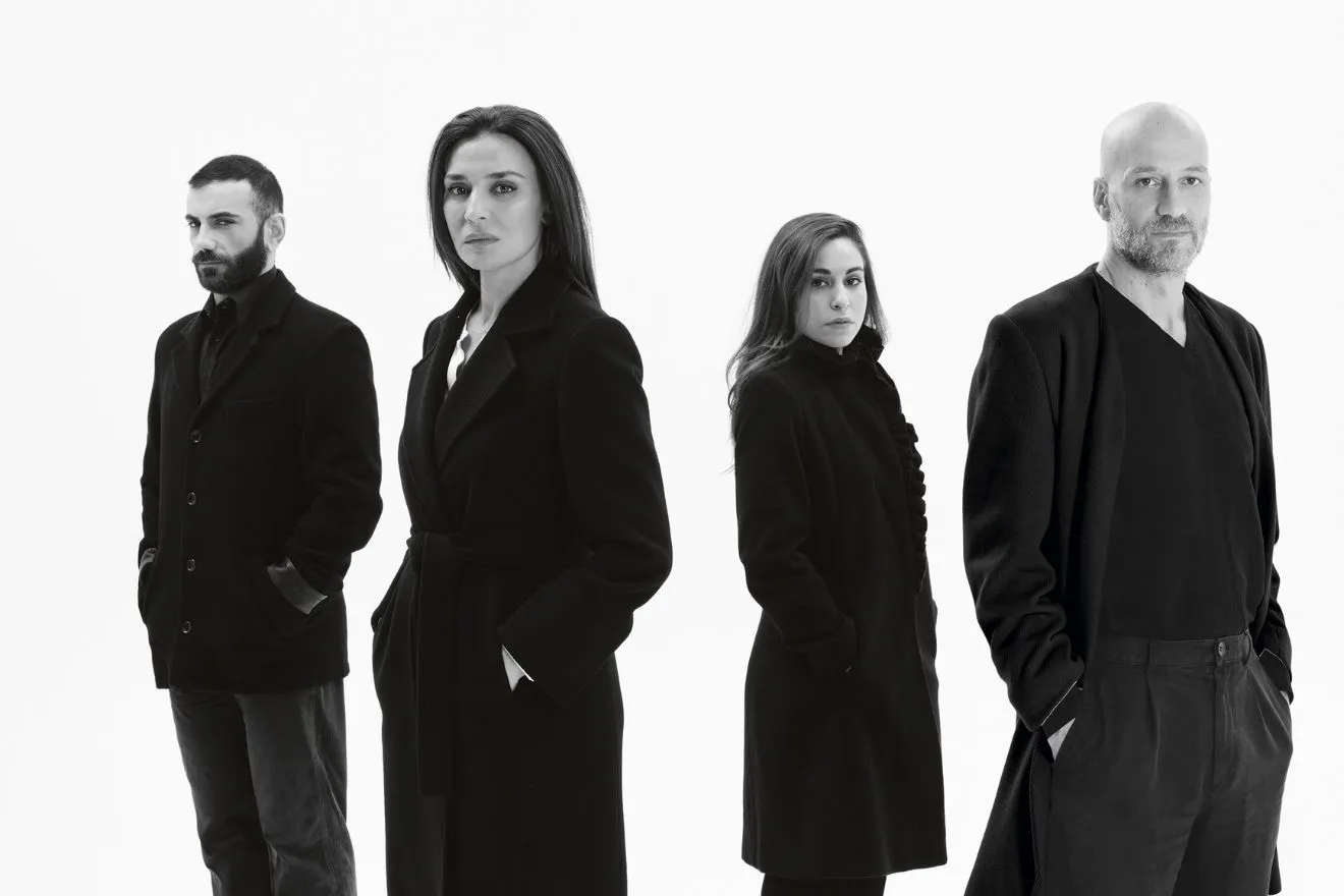 Το Ακρωτήρι (The other place) του Sharr White