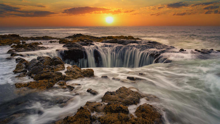 Where in the world is ... Thor's Well?