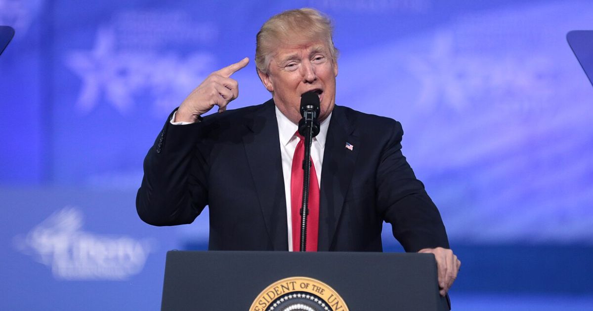 He's losing it – analyst says Trump's inner circle is exploiting his ...