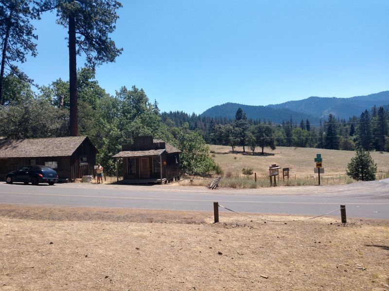 10 once-popular places in Oregon that were left behind