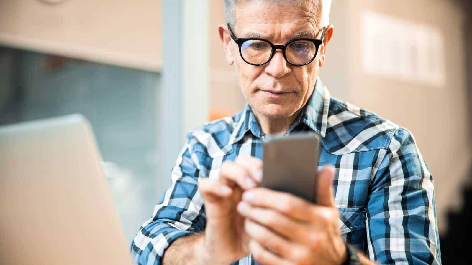 10 outdated habits older people keep doing because no one corrects them