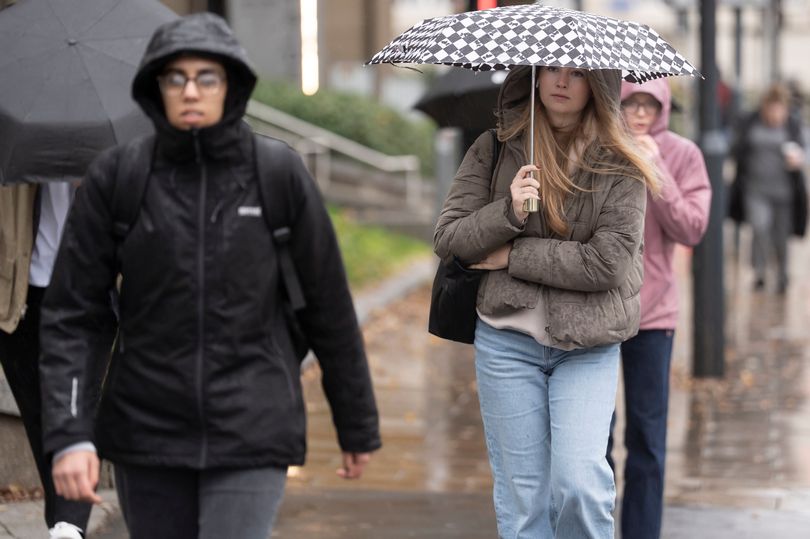 Surrey weather warning as heavy rain and flooding forecast across county