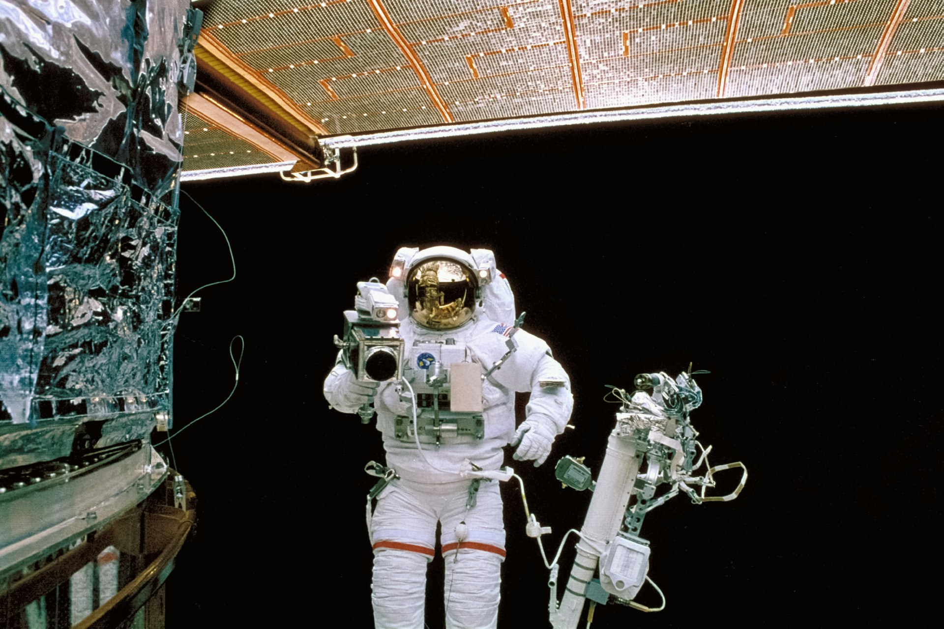 Descubre las formas más insólitas de morir en el espacio