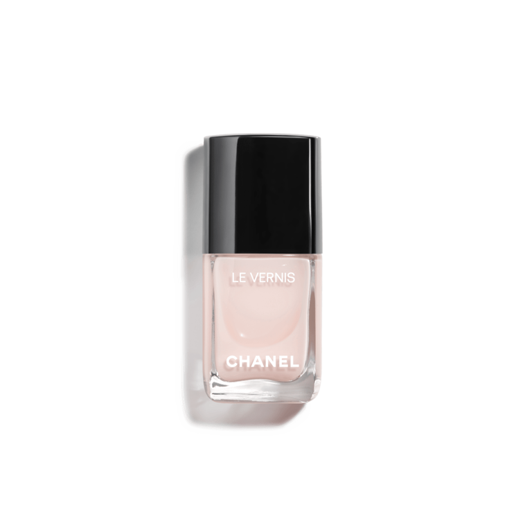 I’m officially wearing Zoë Kravitz's cloudy French manicure for the ...