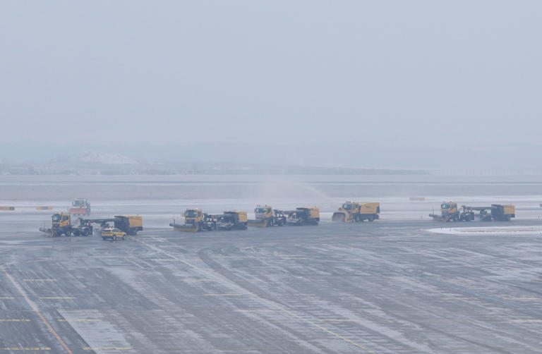 Black ice chaos: European airports shut down flights