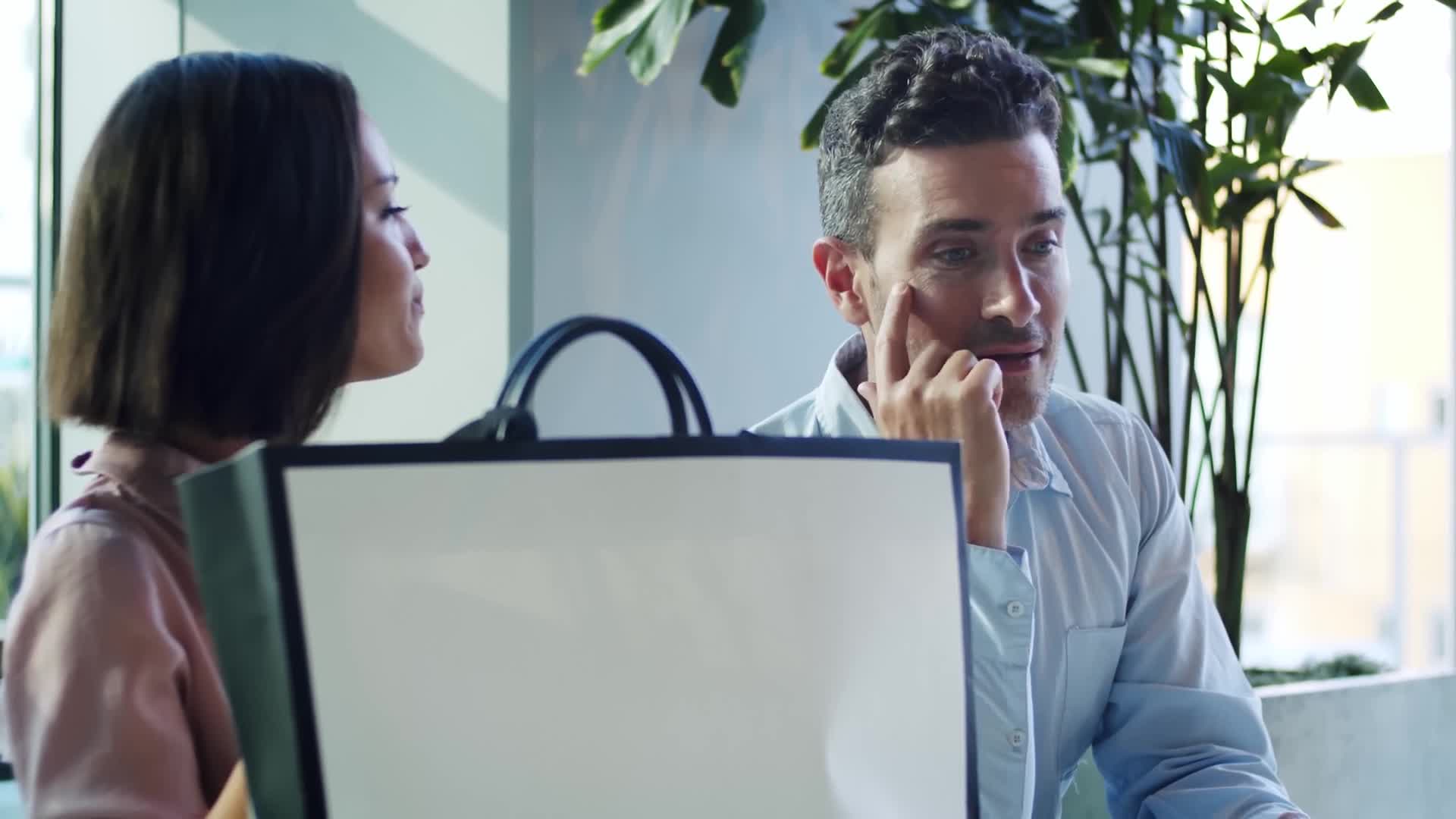 Choosing money over love?