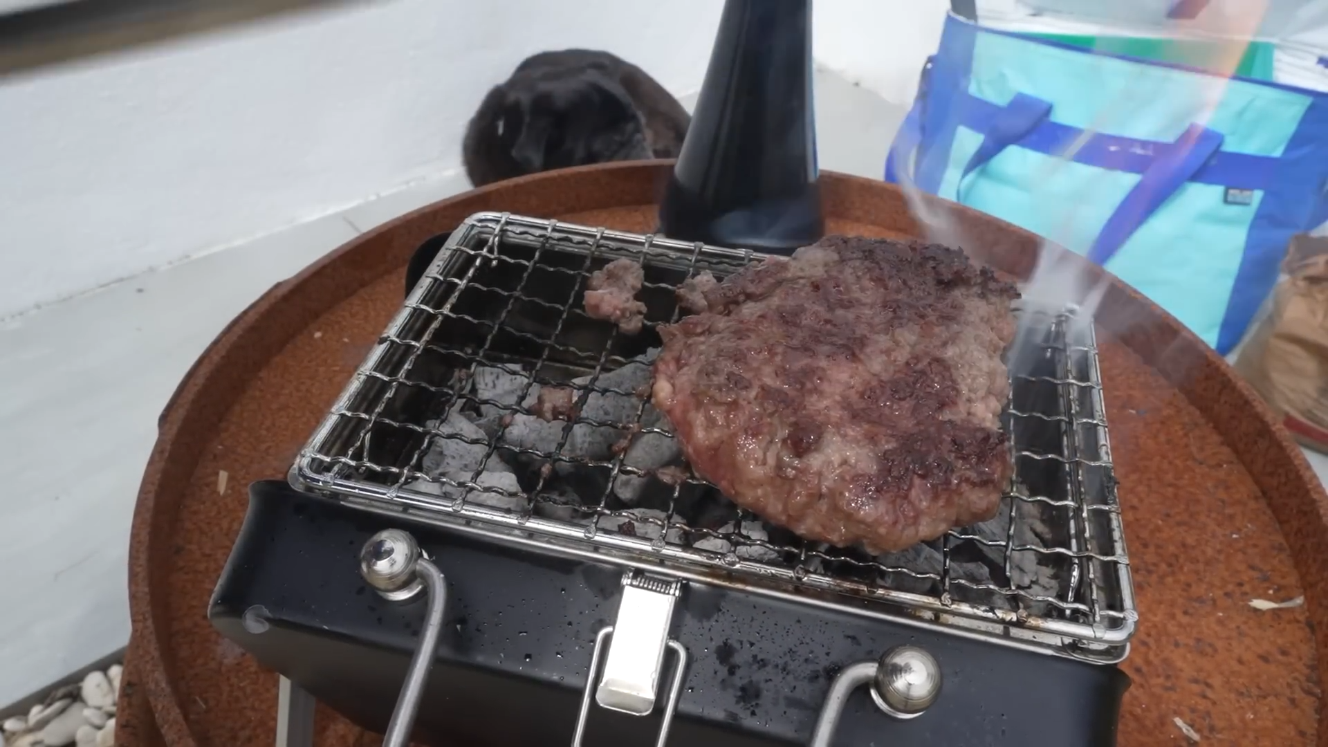 I tried the world's smallest BBQ
