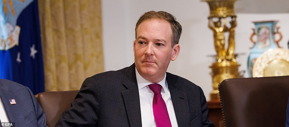 Report: Pentagon 'used top-secret disguised plane' to attack drug boat