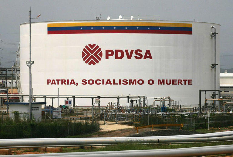 En qué estado está la industria petrolera venezolana y por qué ...