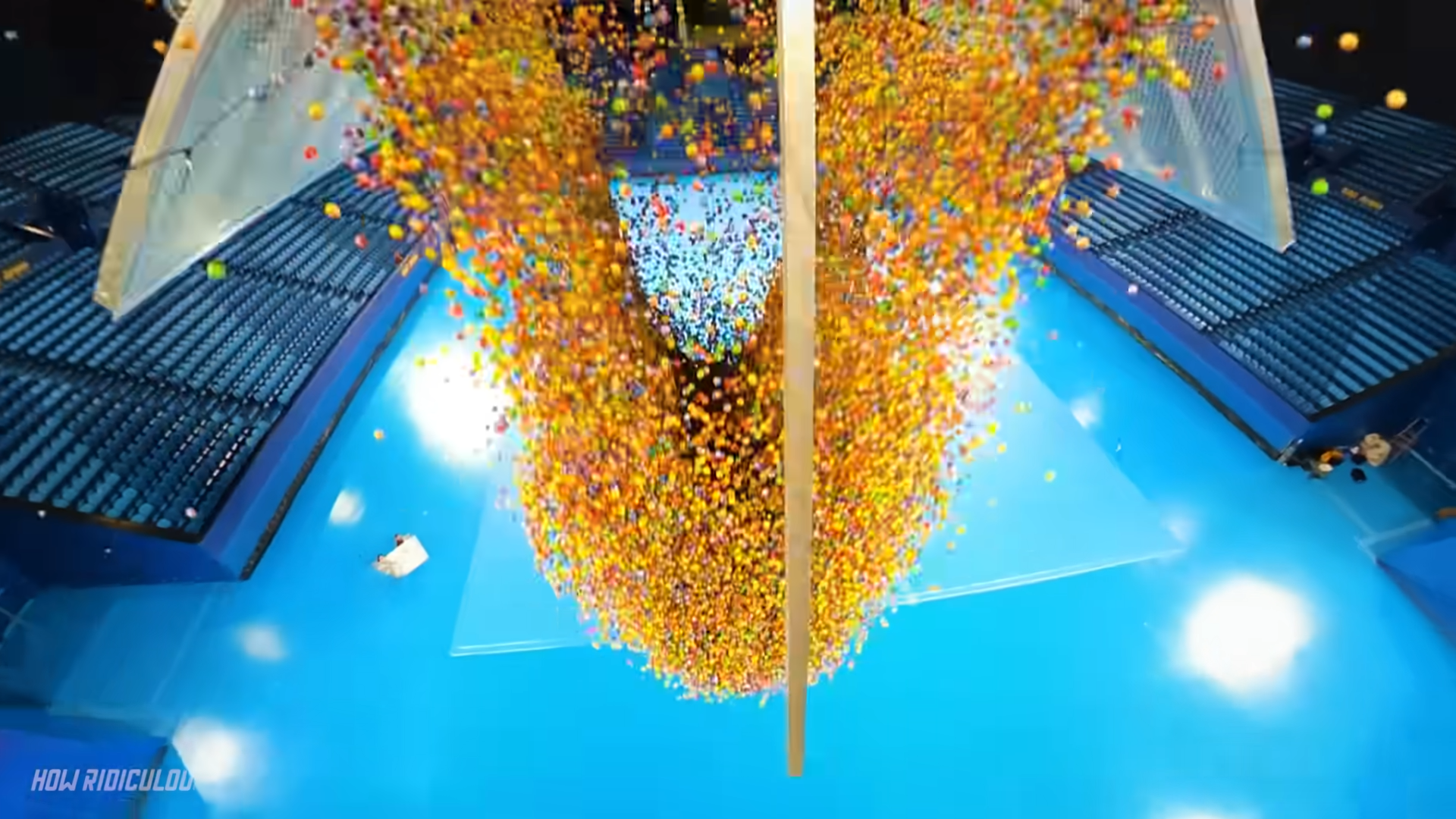 This looks harmless until 100,000 balls drop at once