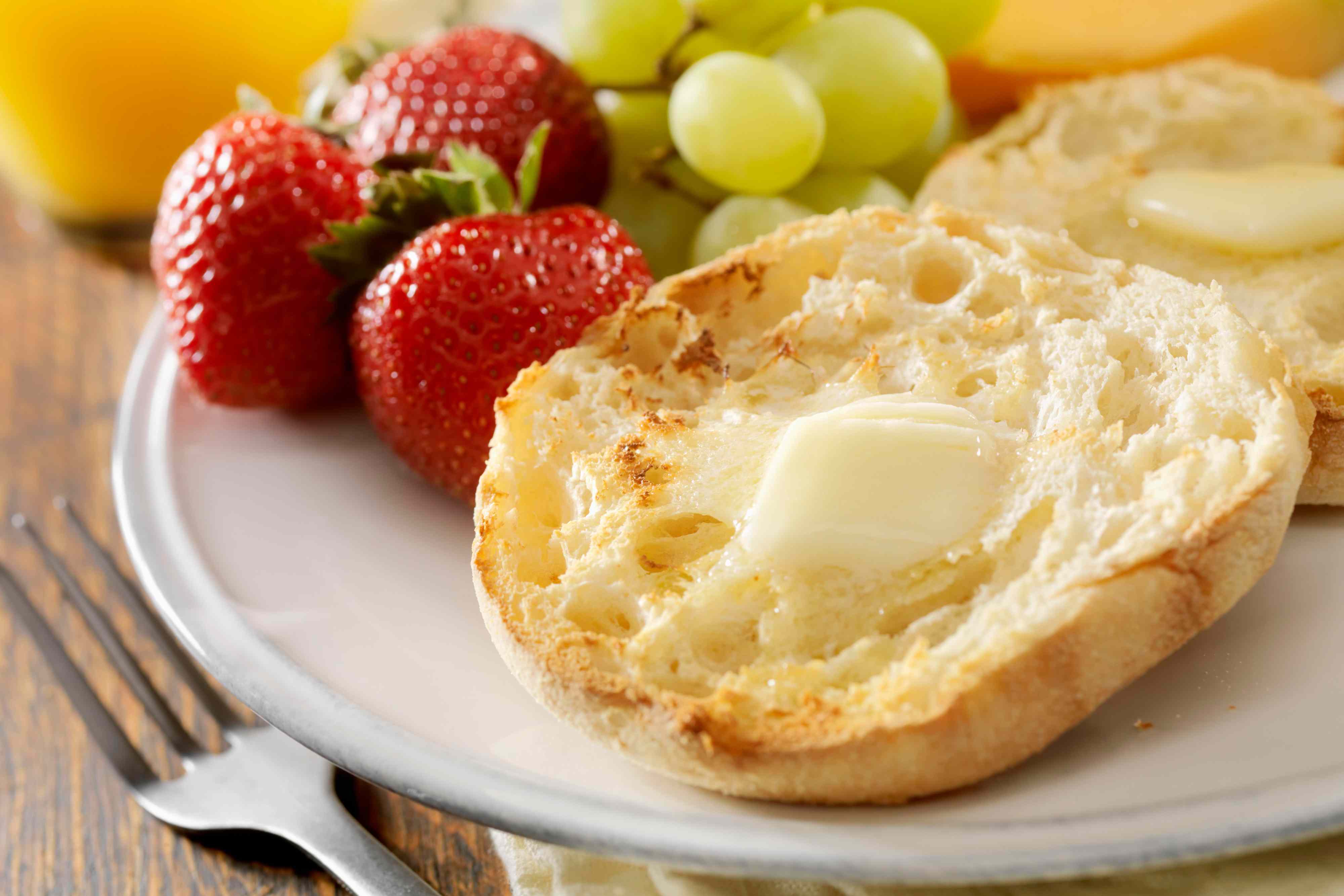 I asked 3 food pros to name the best store-bought English muffins—they ...
